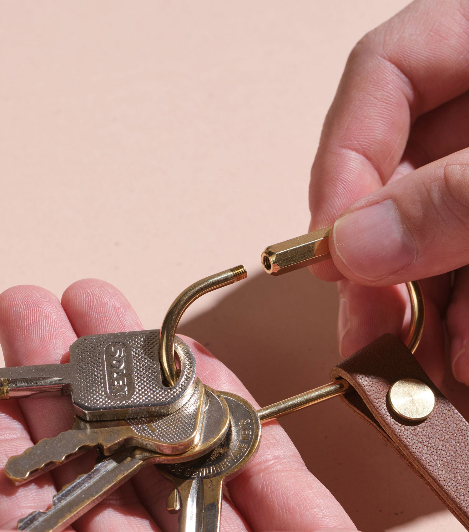 Lavender—Magnetic Keyring – Ana Tomy
